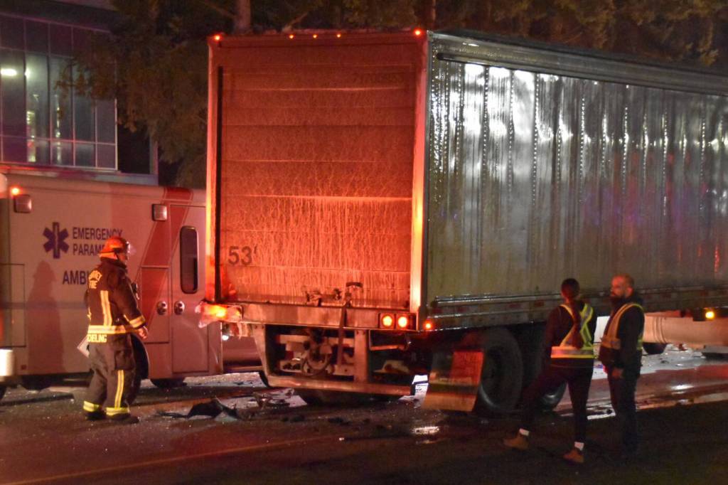 Tractor-trailer in multi-vehicle crash near Surrey-Langley border ...